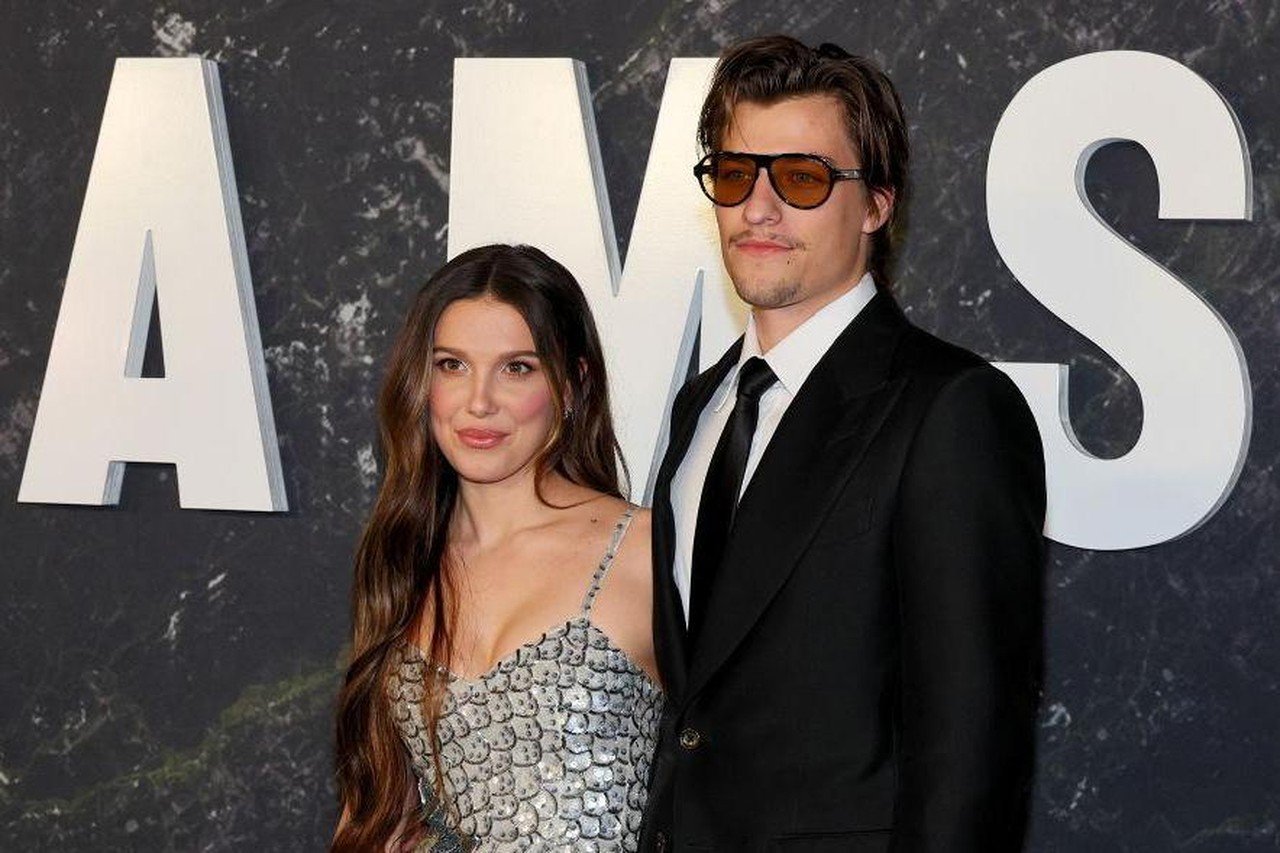 Millie Bobby Brown deelt sprookjesachtige foto’s van huwelijk met zoon ...